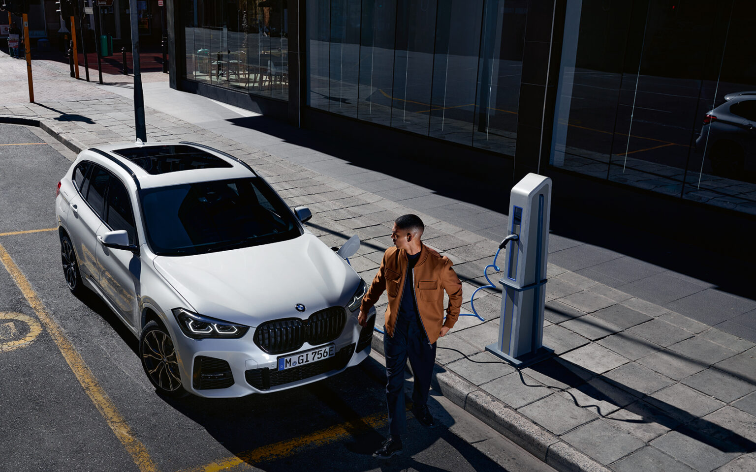 BMW & MINI Elektroautos | Plug-in-Hybride | Autohaus Ehrl in Berlin ...